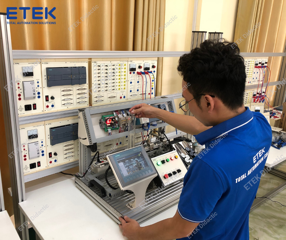 ETEK Continues Equipment Testing at Cambodian Universities - Etek Edu