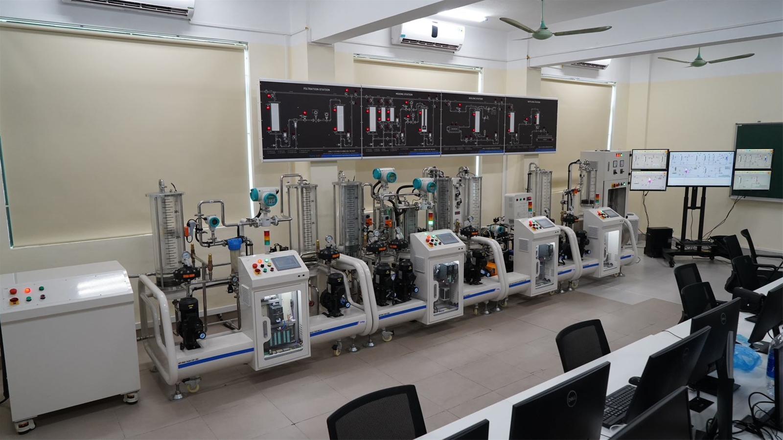 [Success Story] Providing DCS training lab solution for Hanoi University of Industry - Etek Edu